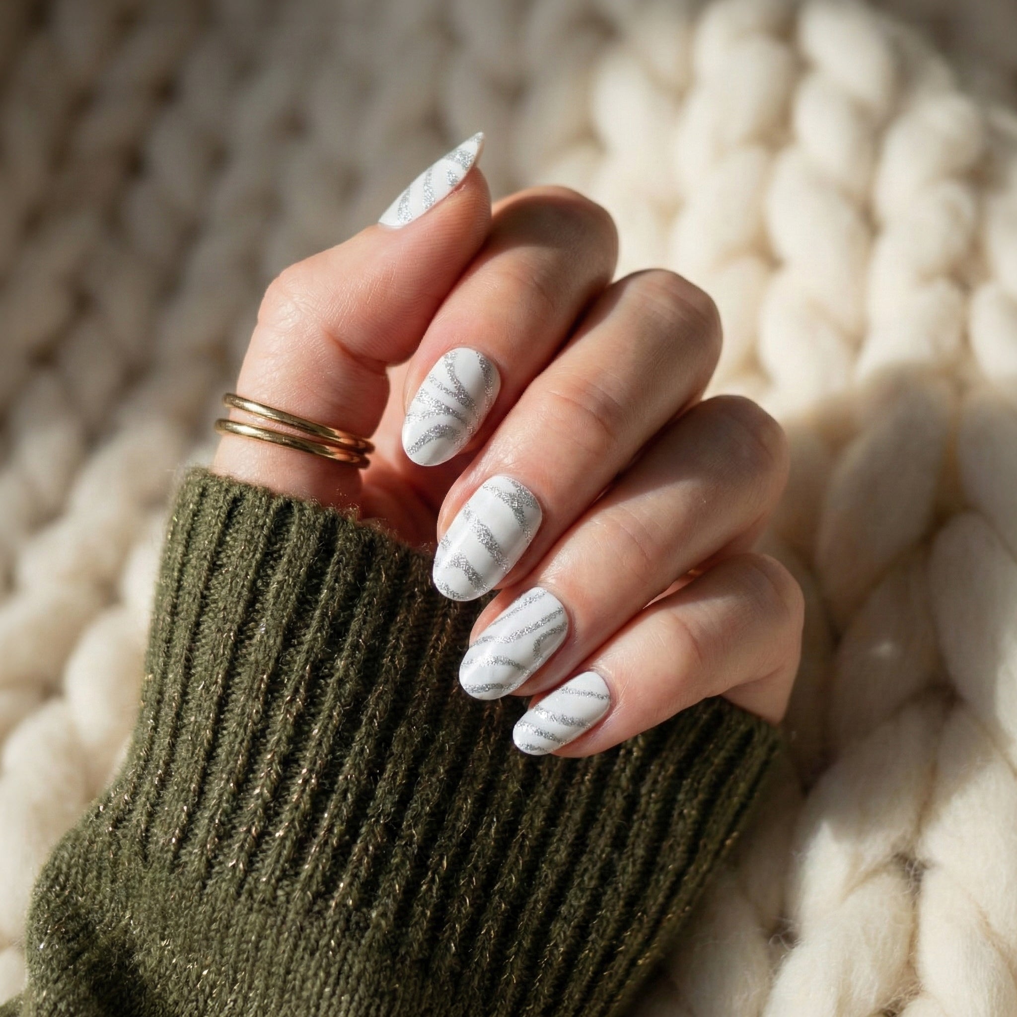 Manicure Oslo with TheNailsAngels nail stickers
